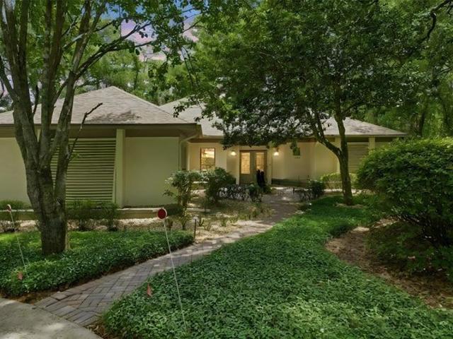 1405 Covered Bridge Rd, Deland, FL 32724