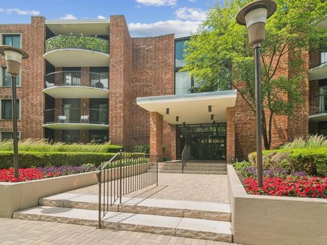 1405 E Central Rd Unit 218C, Arlington Heights, IL 60005