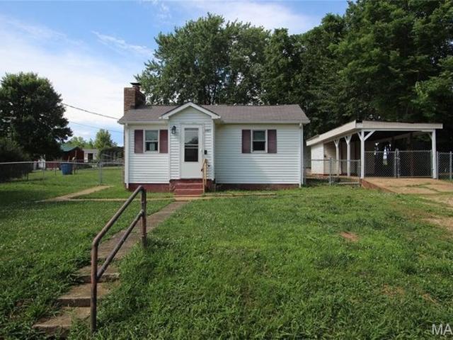 1405 E Chestnut St, Desloge, MO 63601