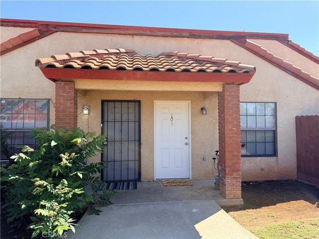 1405 E Cypress Ave, Reedley, CA 93654