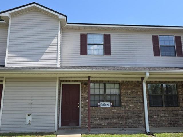 1405 E O St, Russellville, AR 72801