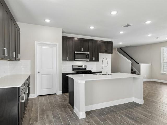 1405 Enzo Court