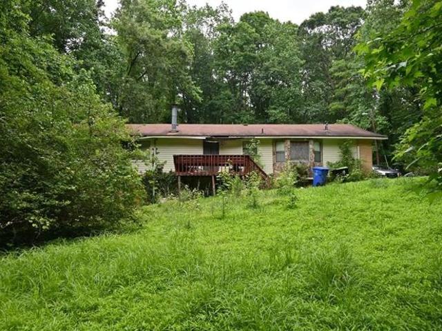 1405 Heatherland Dr SW, Atlanta, GA 30331