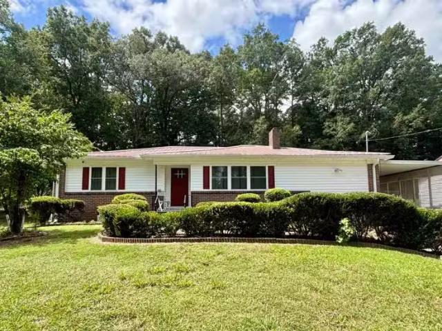 1405 HOKE ST, GADSDEN, AL 35903