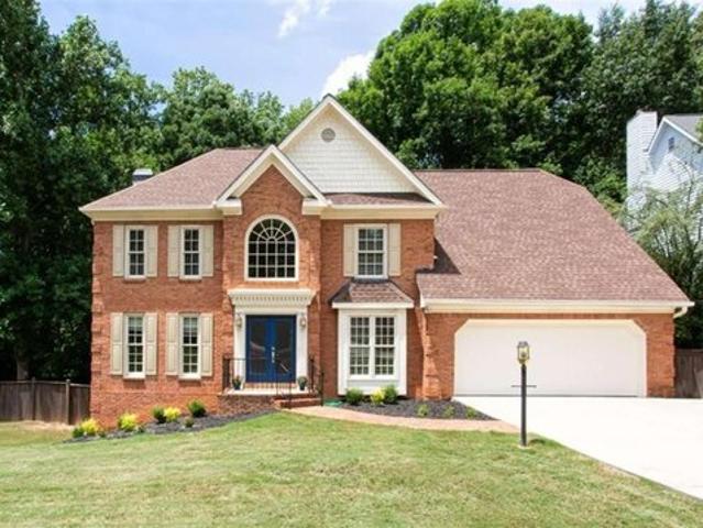 1405 Holly Lake Cir, Snellville, GA 30078