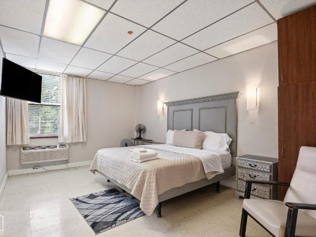 1405 Hospital Drive
