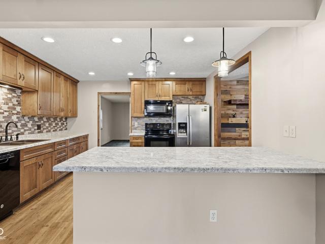 1405 Lafayette Avenue