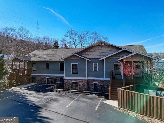1405 Lakeside Road #303