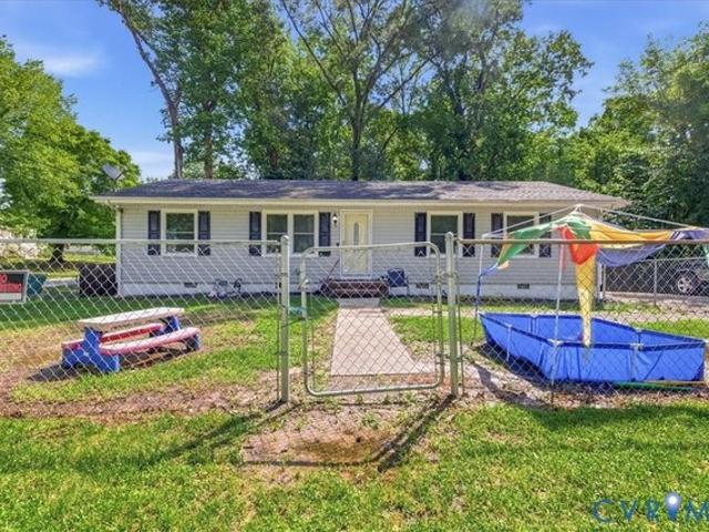 1405 Lee Ln, Hopewell, VA 23860