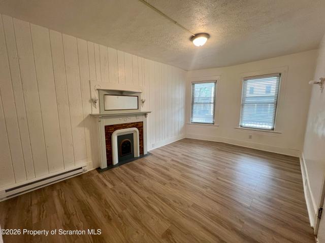1405 Linden St Street