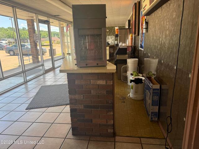 1405 Plaza Drive