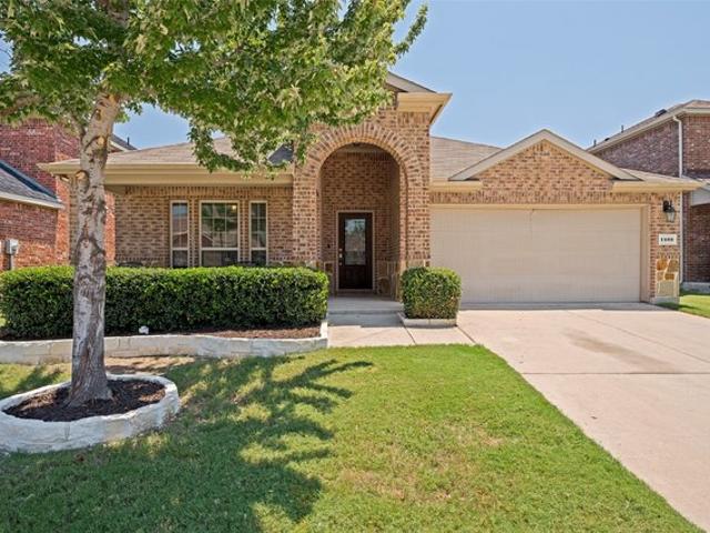 1405 Red River Dr, Aubrey, TX 76227