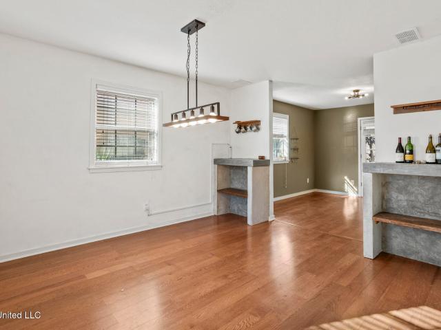 1405 Riverwood Drive