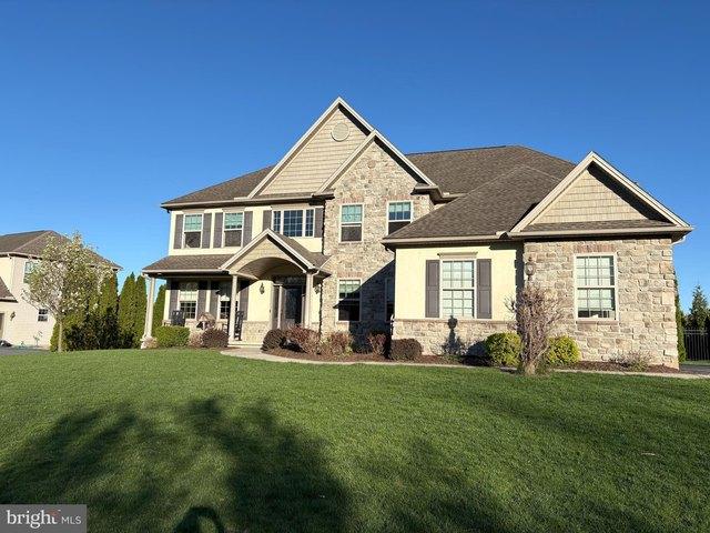 1405 Summit Way, Mechanicsburg, PA 17050