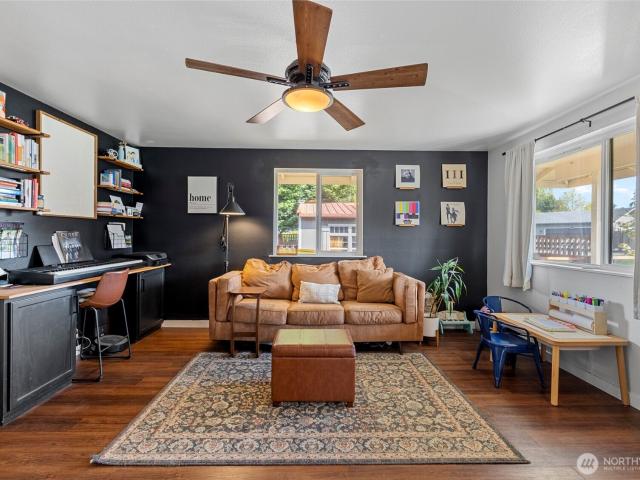 1405 S 27th Street