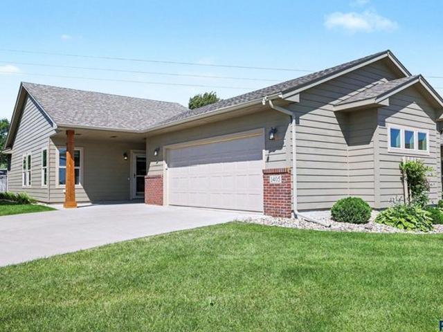 1405 S Foss Ave, Sioux Falls, SD 57110