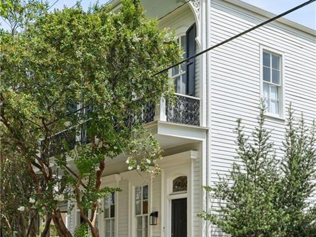1405 Saint Mary Street
