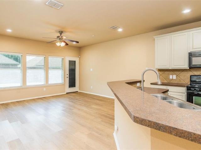 1405 Samantha Creek Drive