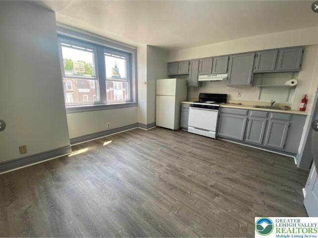 1405 Turner Street 3