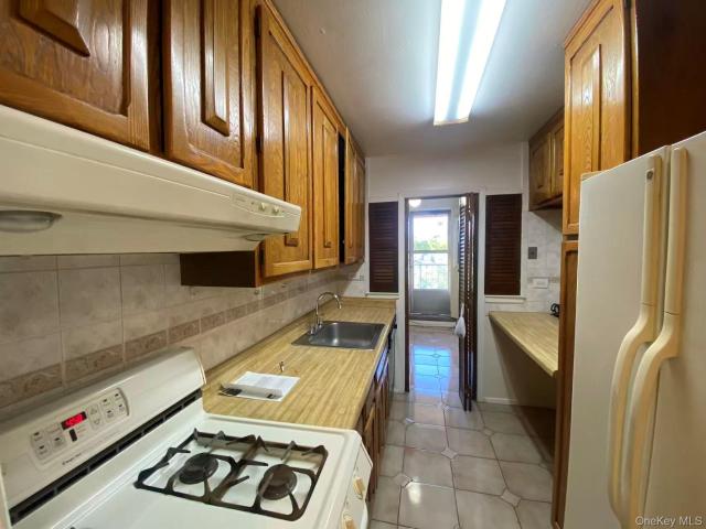 1405 th Avenue 3E
