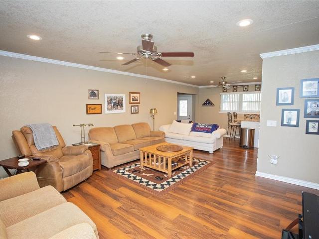 1405 Thompson Dr, Graham, TX 76450 | MLS #21228