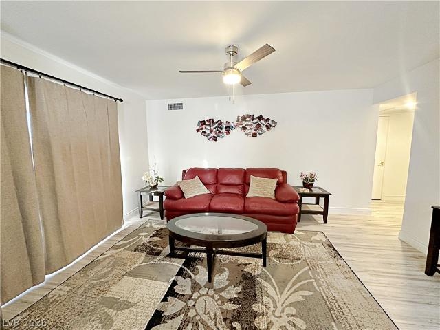 1405 Vegas Valley Drive 206