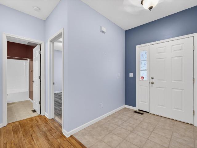 1405 W Countryside Lane