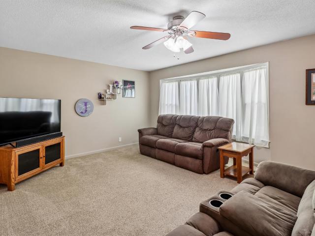 1405 W Grandview Drive