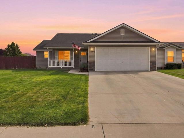 1405 W Meffan Ave, Nampa, ID 83651
