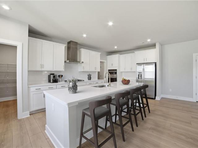1405 Wharf Hill DR