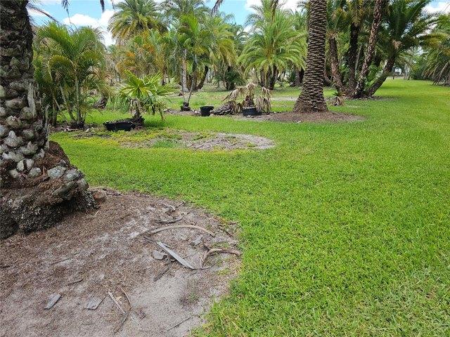 1405 6th St SE, Ruskin, FL 33570