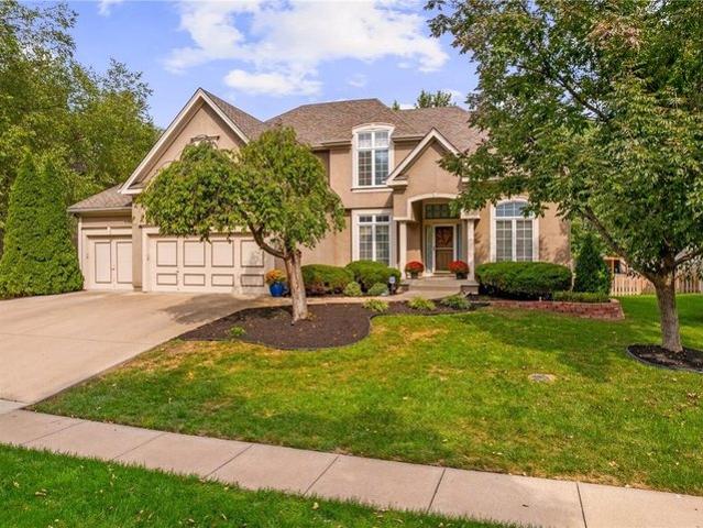 14060 W 142nd Ter, Olathe, KS 66062