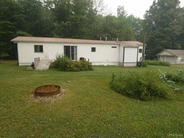 14068 N Gem Hill Rd, Bruce Crossing, MI 49912