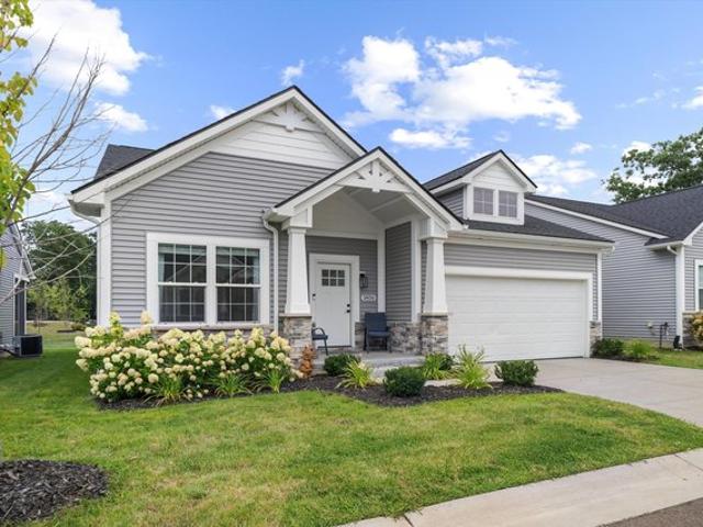 1406 Magellan Dr, Chelsea, MI 48118