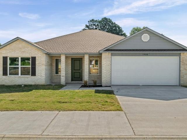 1406 Manor Ct, Searcy, AR 72143