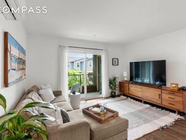 1406 Mauro Pietro Dr 206, Petaluma, CA