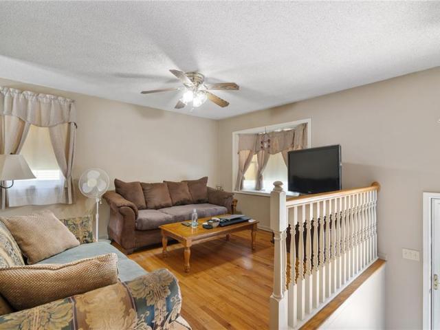 1406 N Osage Trail