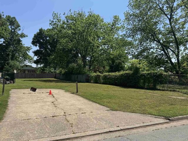 1406 N Magnolia St, North Little Rock, AR 72114