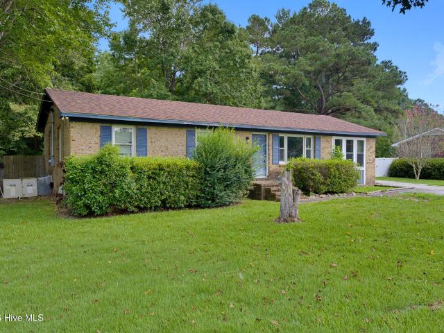1406 Onslow Pines Road