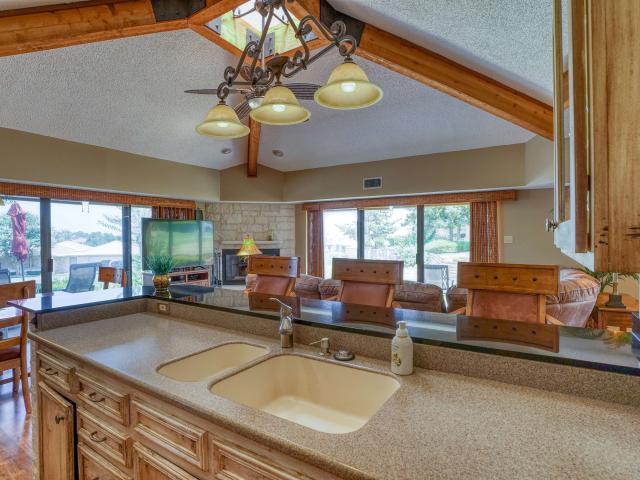 1406 Broken Hills Dr, Unit 5, Horseshoe Bay, TX 78657 | MLS #175378 | Compass