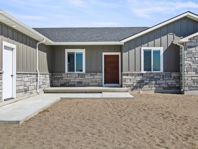 1406 Cardon Court