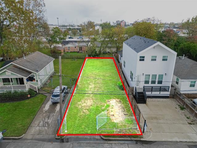 1406 E 31st Street