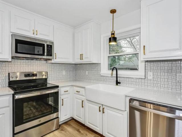 1406 E Leonard St, Pensacola, FL 32503