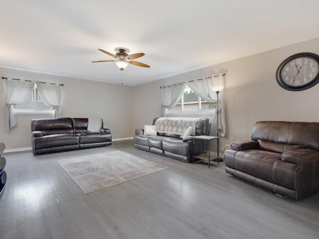 1406 glen hill drive