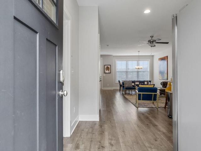 1406 Island Home Ave