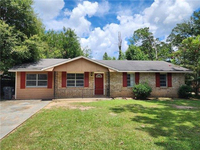 1406 Jackson Dr, Phenix City, AL 36869