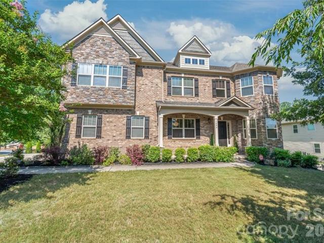 1406 Laurel Hill Dr, Waxhaw, NC 28173
