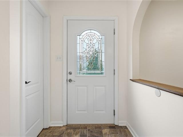 1406 Lexington Dr