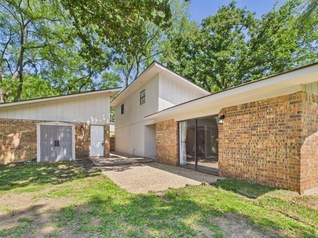 1406 Loma Linda Dr, Athens, TX 75752