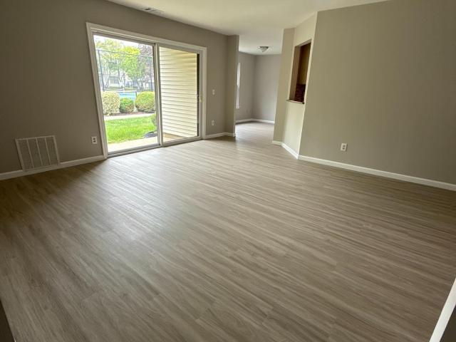 1406 Pebble Place